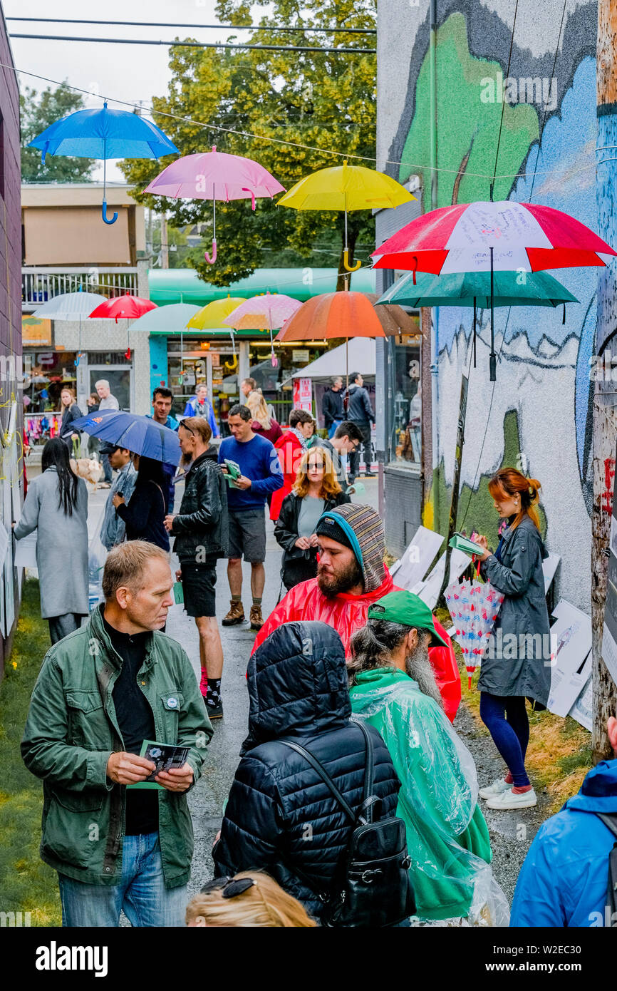 Life Between Umbrellas exhibit, design competition for rain-friendly ...