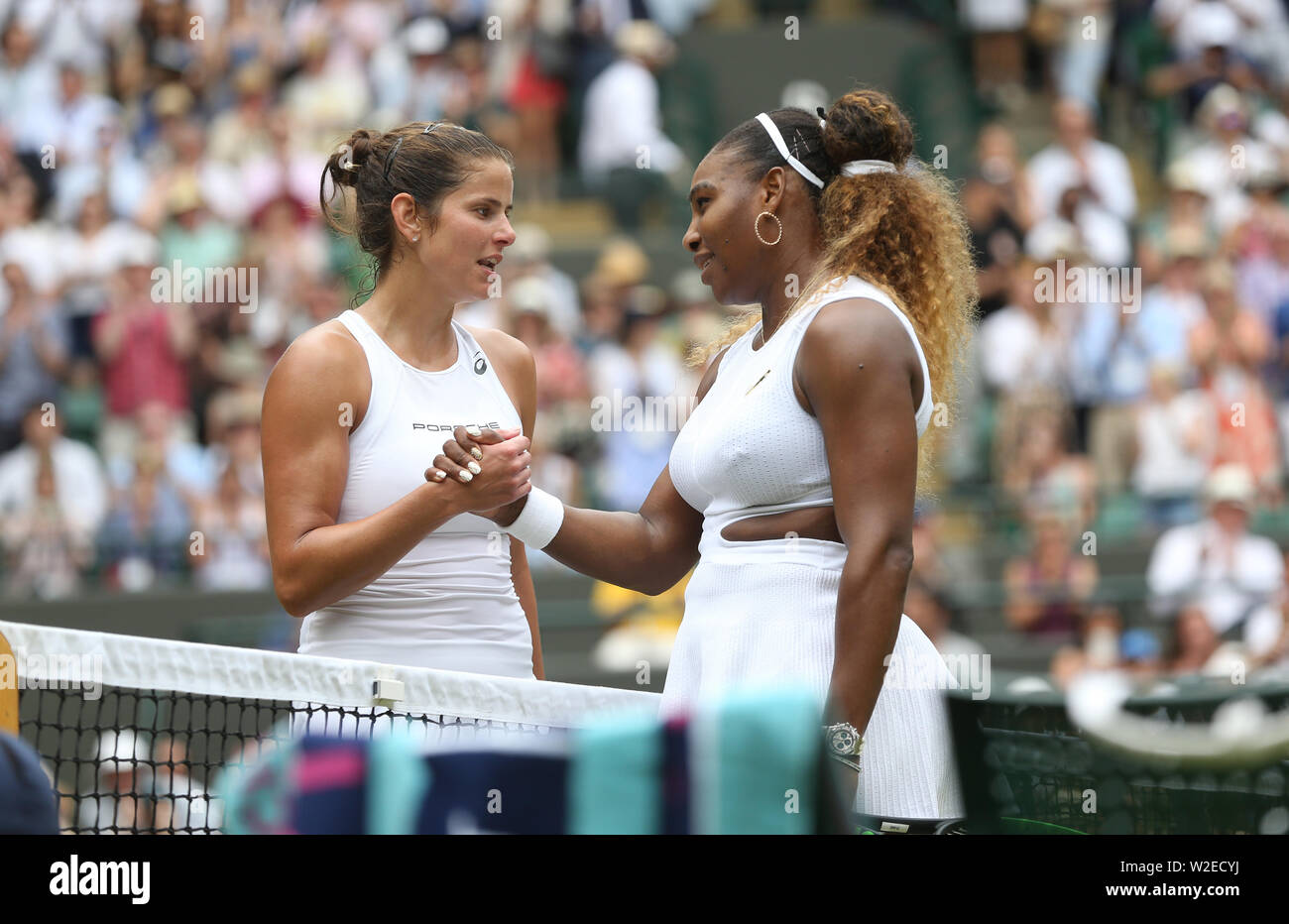 Julia hands hi-res stock photography and images - Alamy