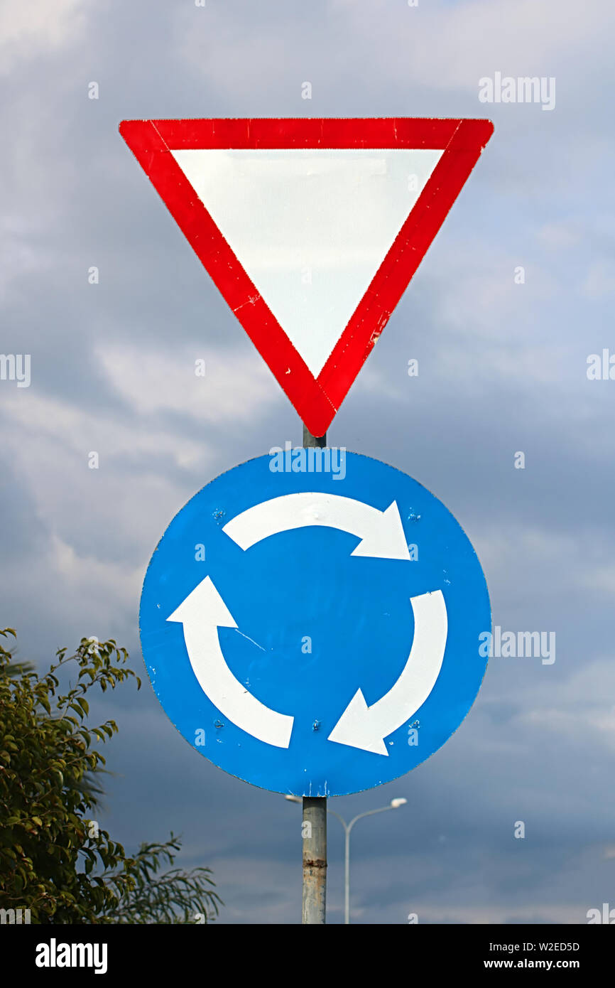 Traffic sign Main Road in Larnaca, Cyprus Stock Photo - Alamy