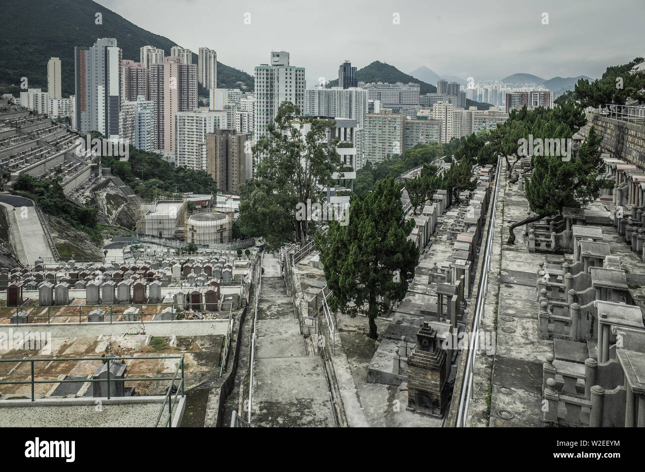 Hong kong cemetery hi-res stock photography and images - Alamy