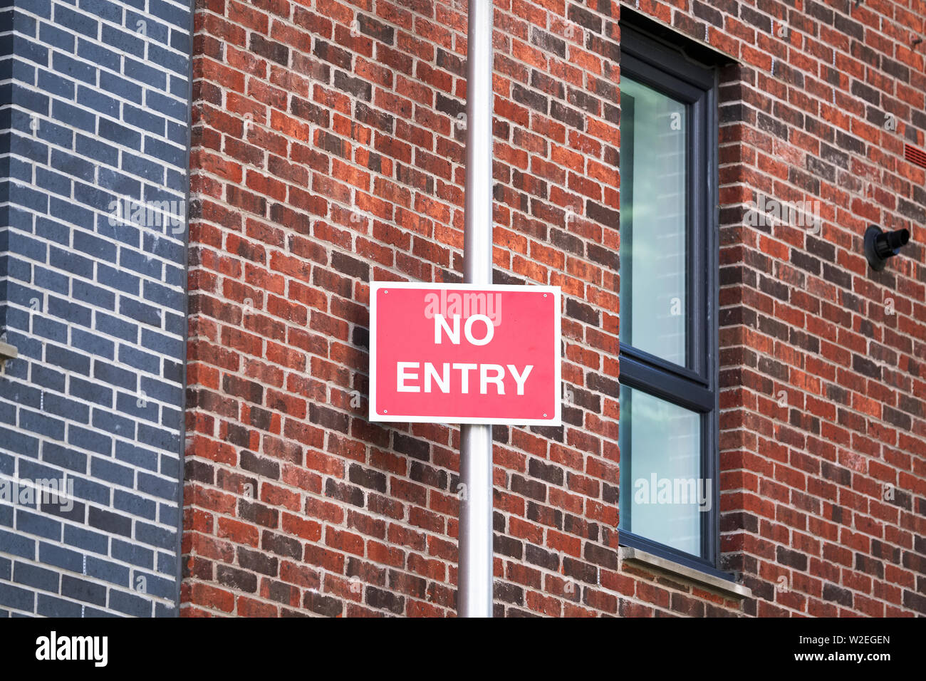 No entry sign in residential building of flats Stock Photo - Alamy