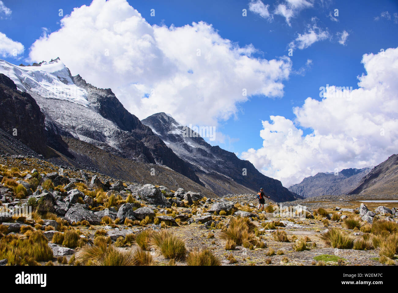 Trekking across the Cordillera Real mountain range, Bolivia Stock Photo ...