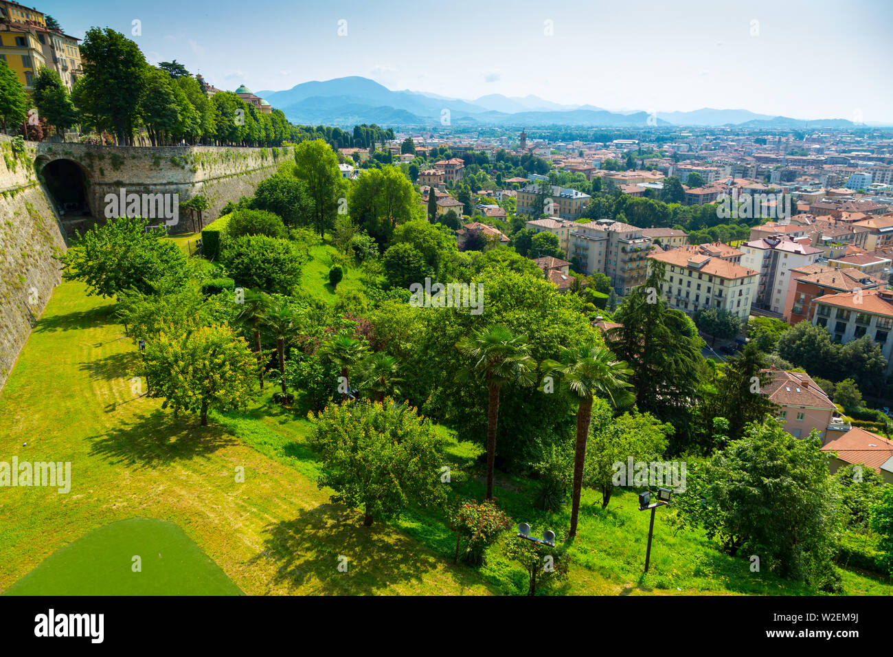 Panoramic view bergamo hi-res stock photography and images - Alamy