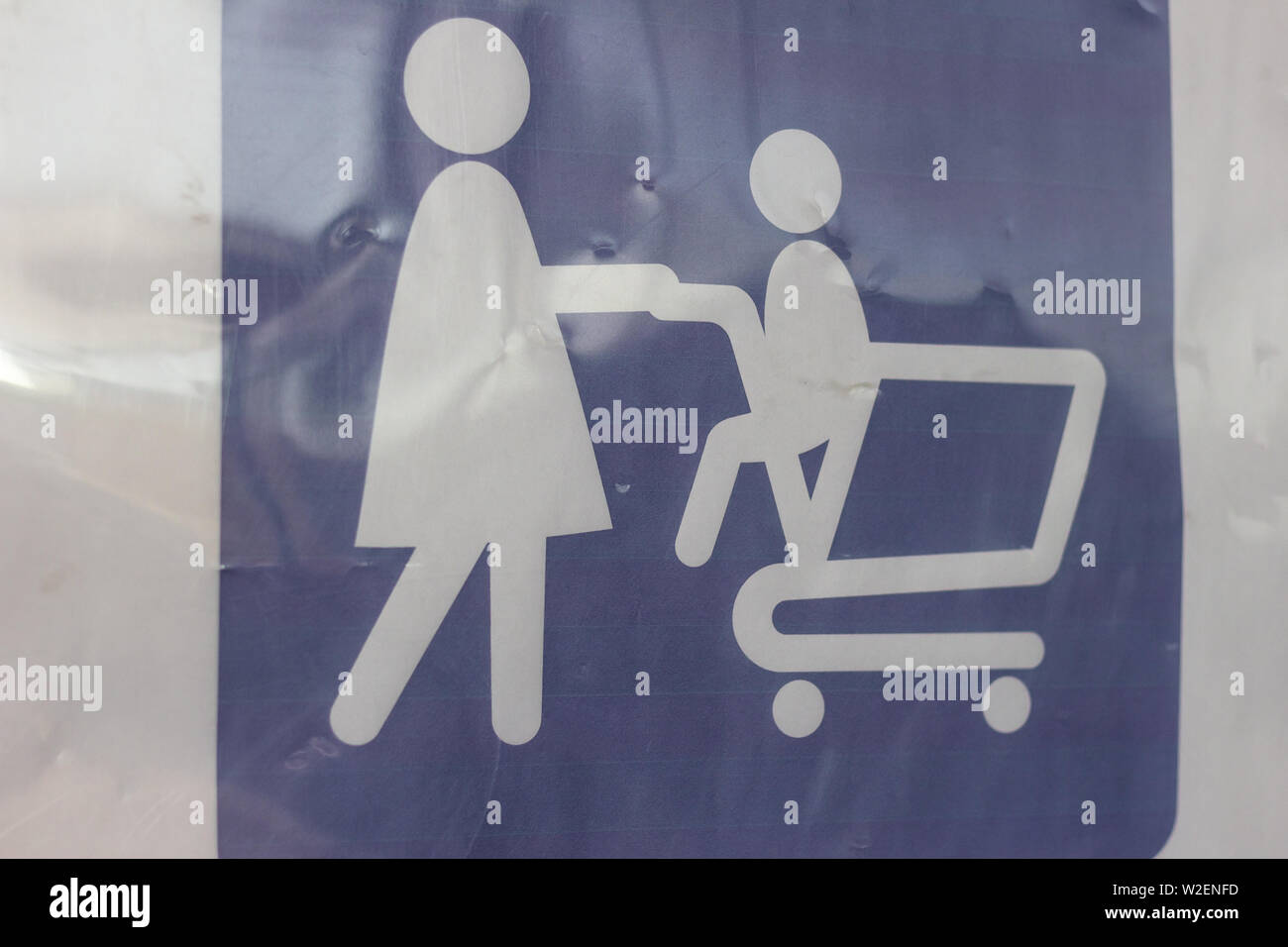 Family parenting icon symbol hi-res stock photography and images - Alamy