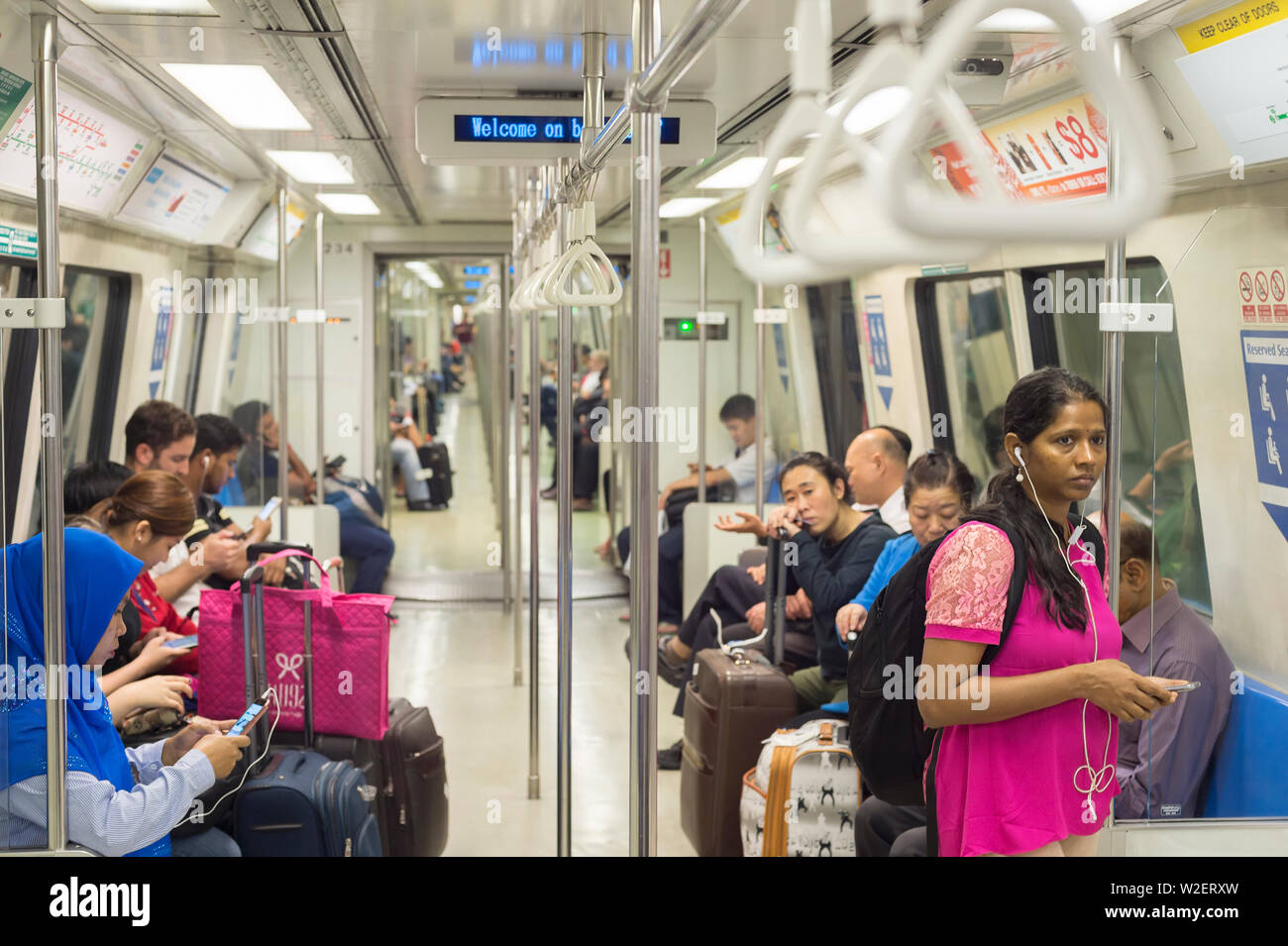 Mrt stations hi-res stock photography and images - Alamy