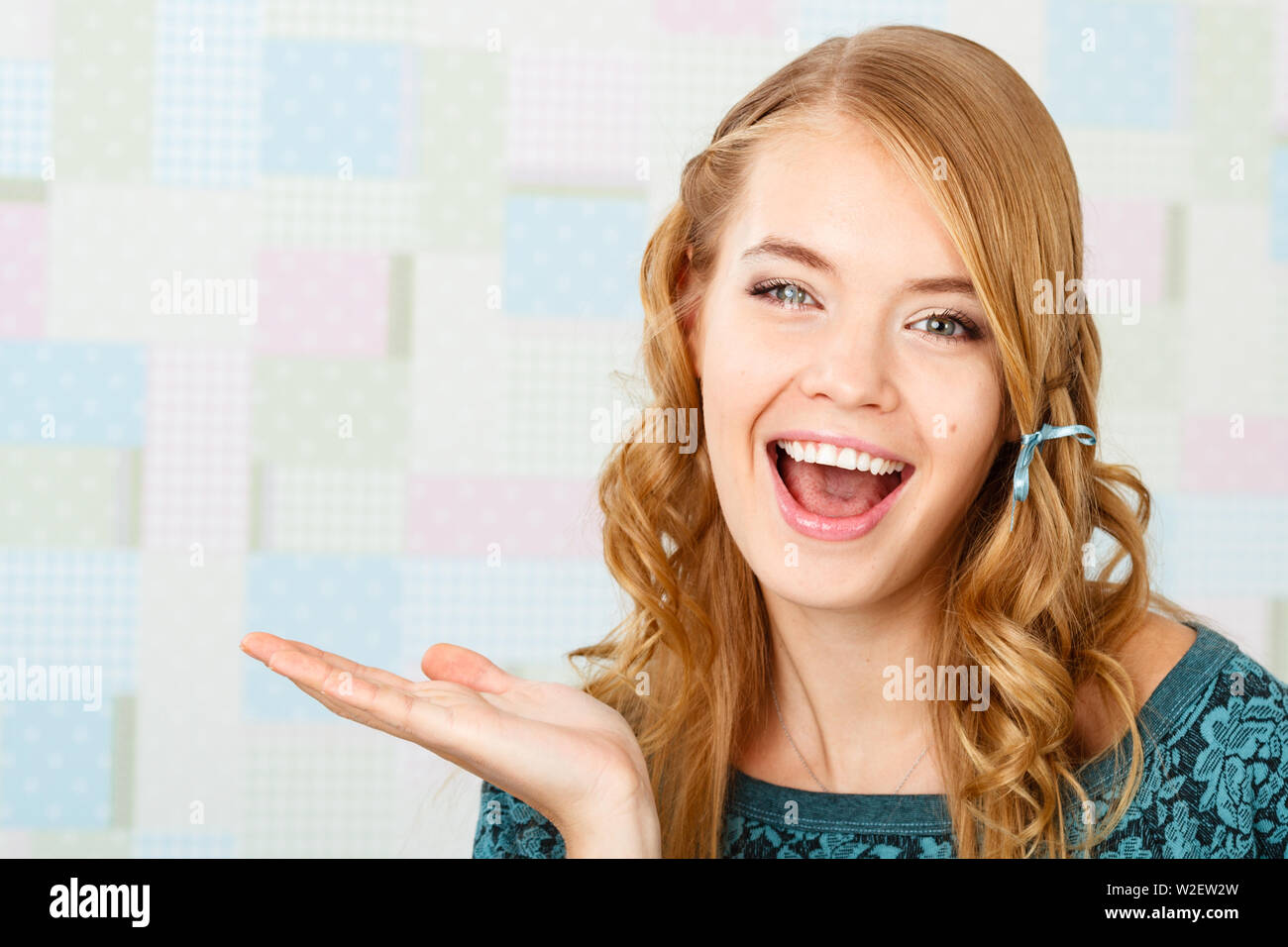 portrait of a beautiful girl with a charming smile Stock Photo - Alamy