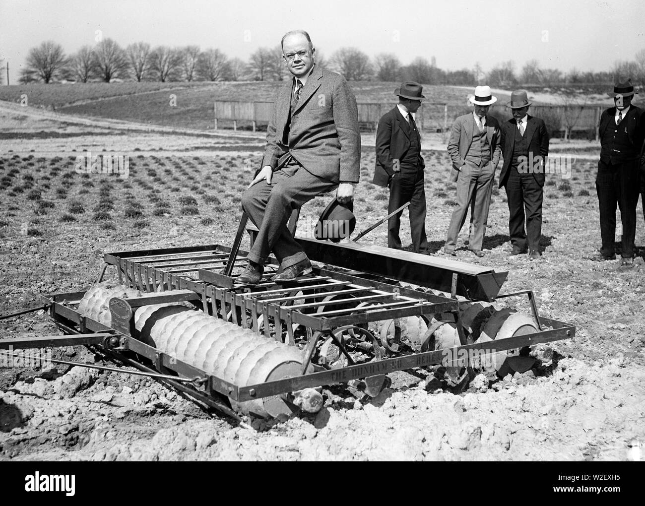 1930s farm machinery hi-res stock photography and images - Alamy
