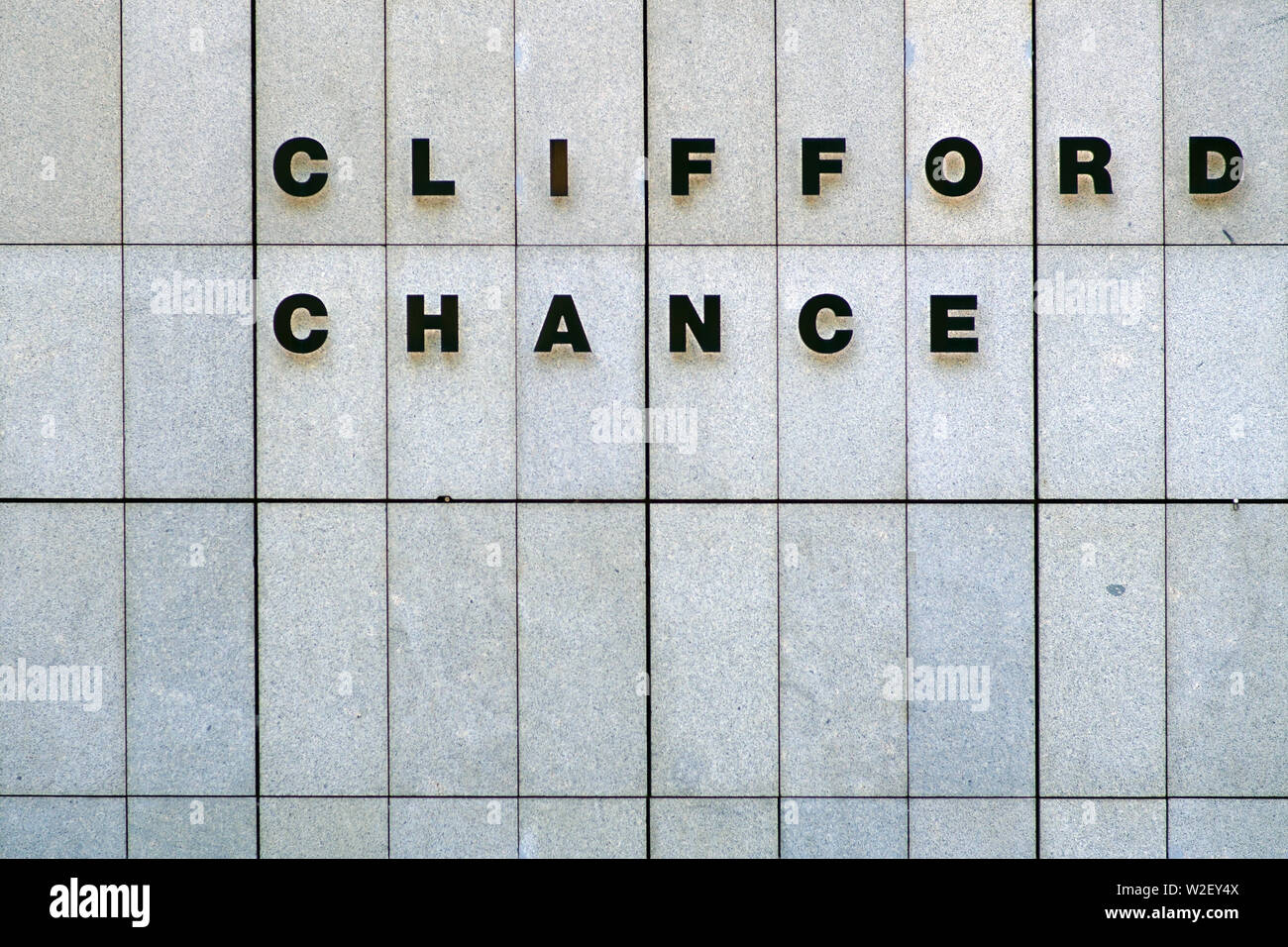 Clifford chance building logo hi-res stock photography and images - Alamy
