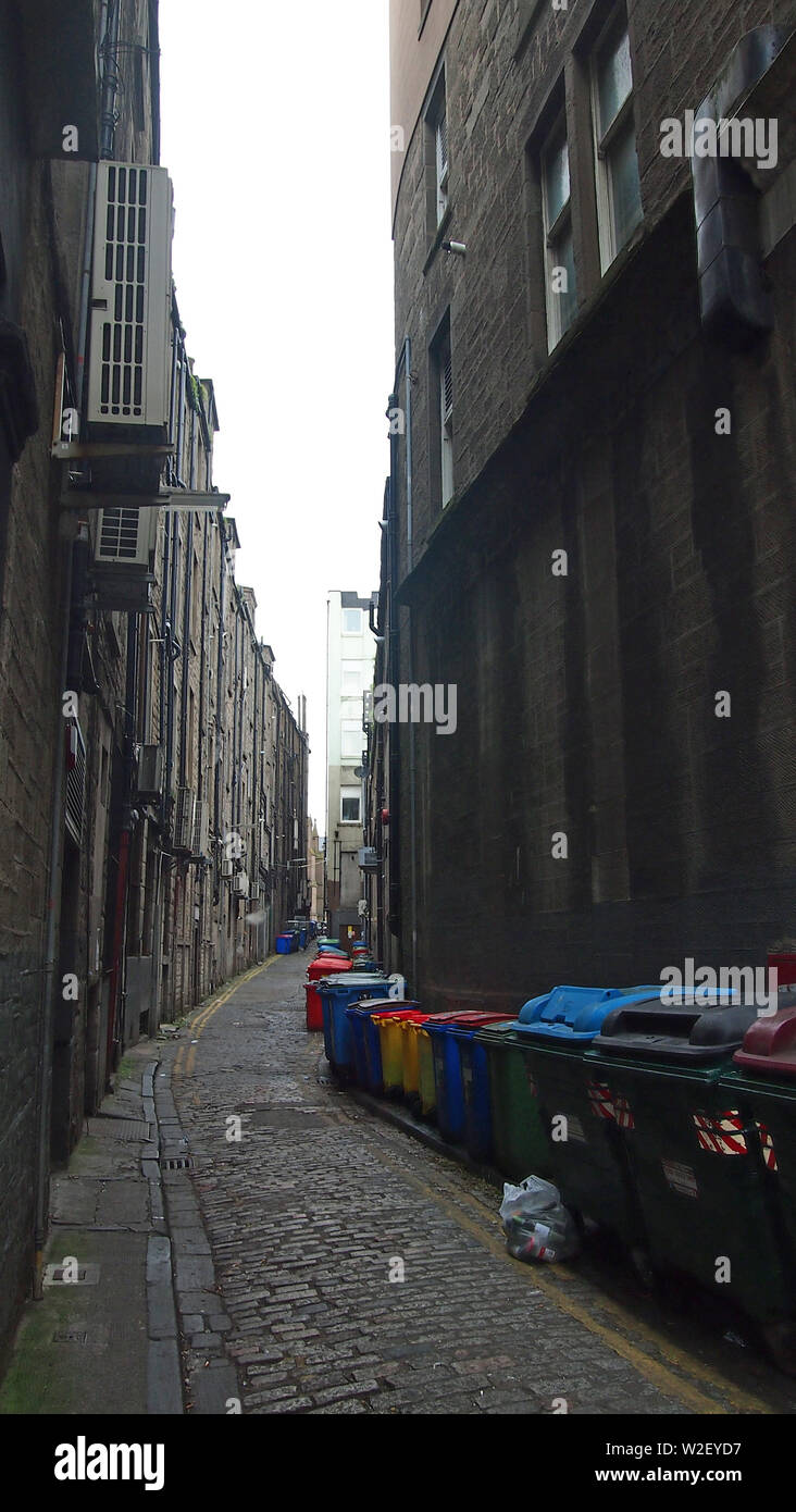 Whitehall street dundee hi-res stock photography and images - Alamy