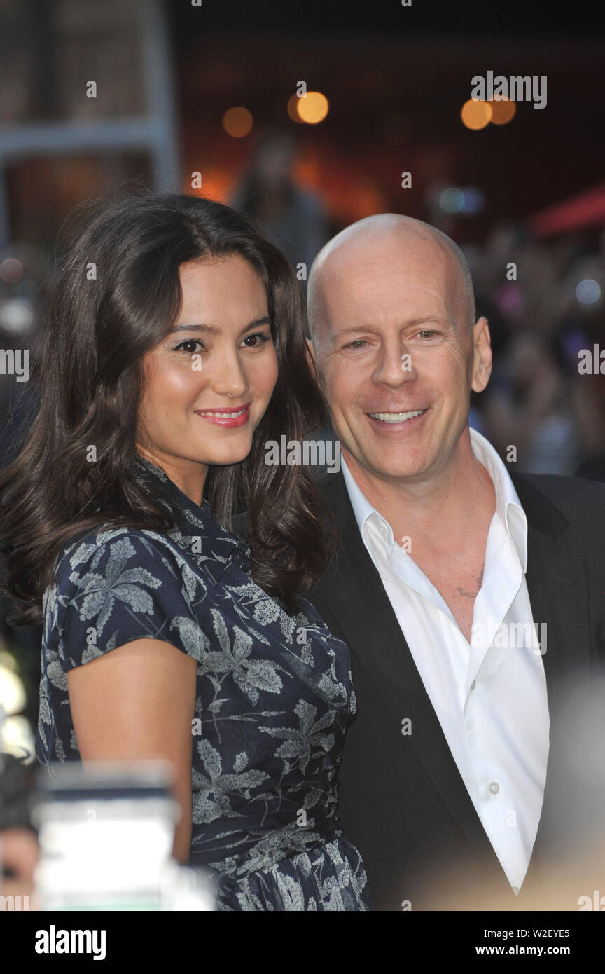 LOS ANGELES, CA. August 03, 2010: Bruce Willis & wife Emma Heming at ...
