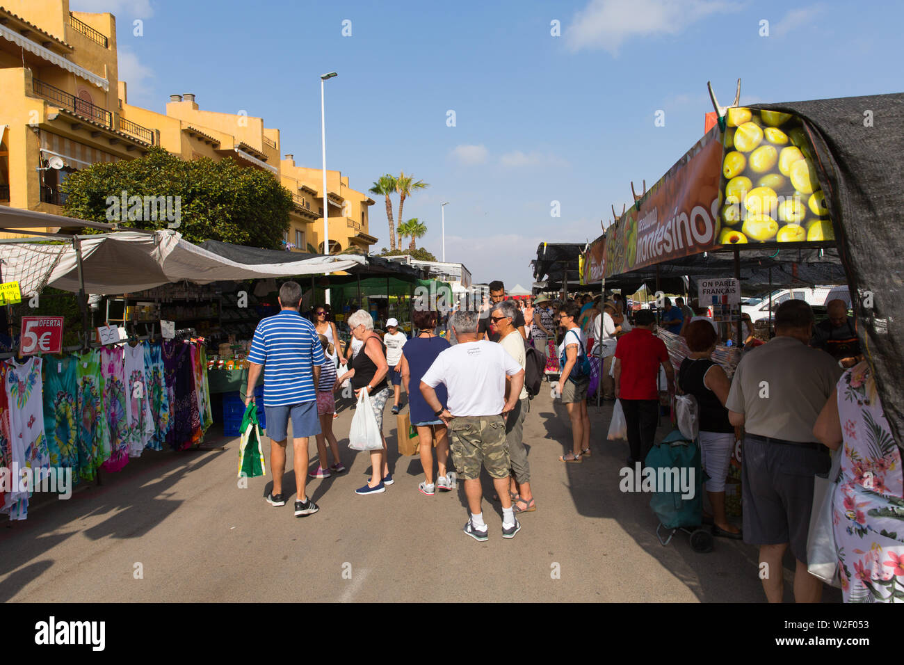 Spanish street market hi-res stock photography and images - Alamy