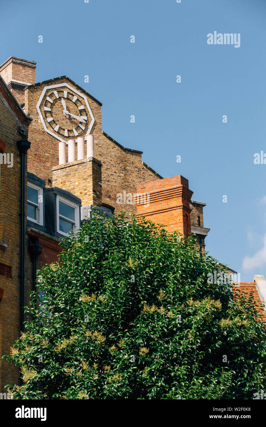 Jewellery quarter clock hi-res stock photography and images - Alamy