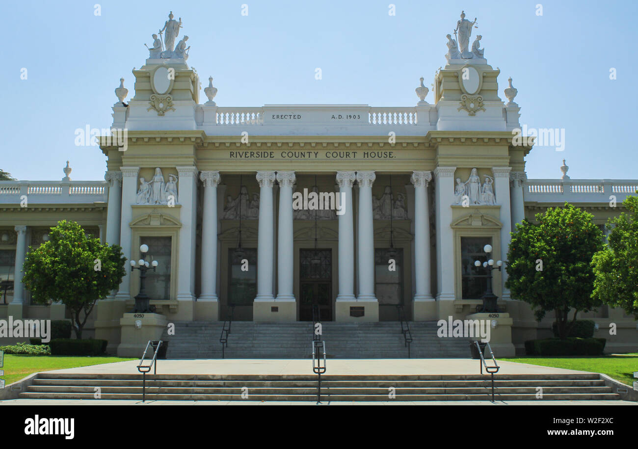 Courthouse arts hi-res stock photography and images - Alamy