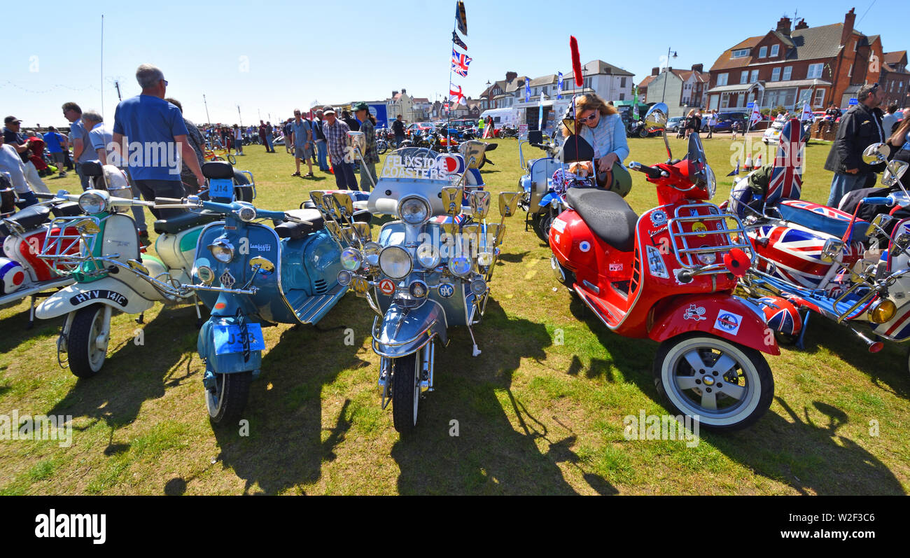 Classic Lambretta & Vespa Motor Scooters in Rally Stock Photo - Alamy