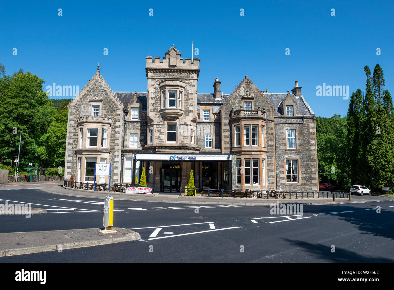 A83 loch lomond hi-res stock photography and images - Alamy