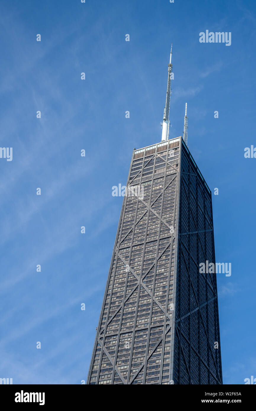 Upward view building hi-res stock photography and images - Alamy