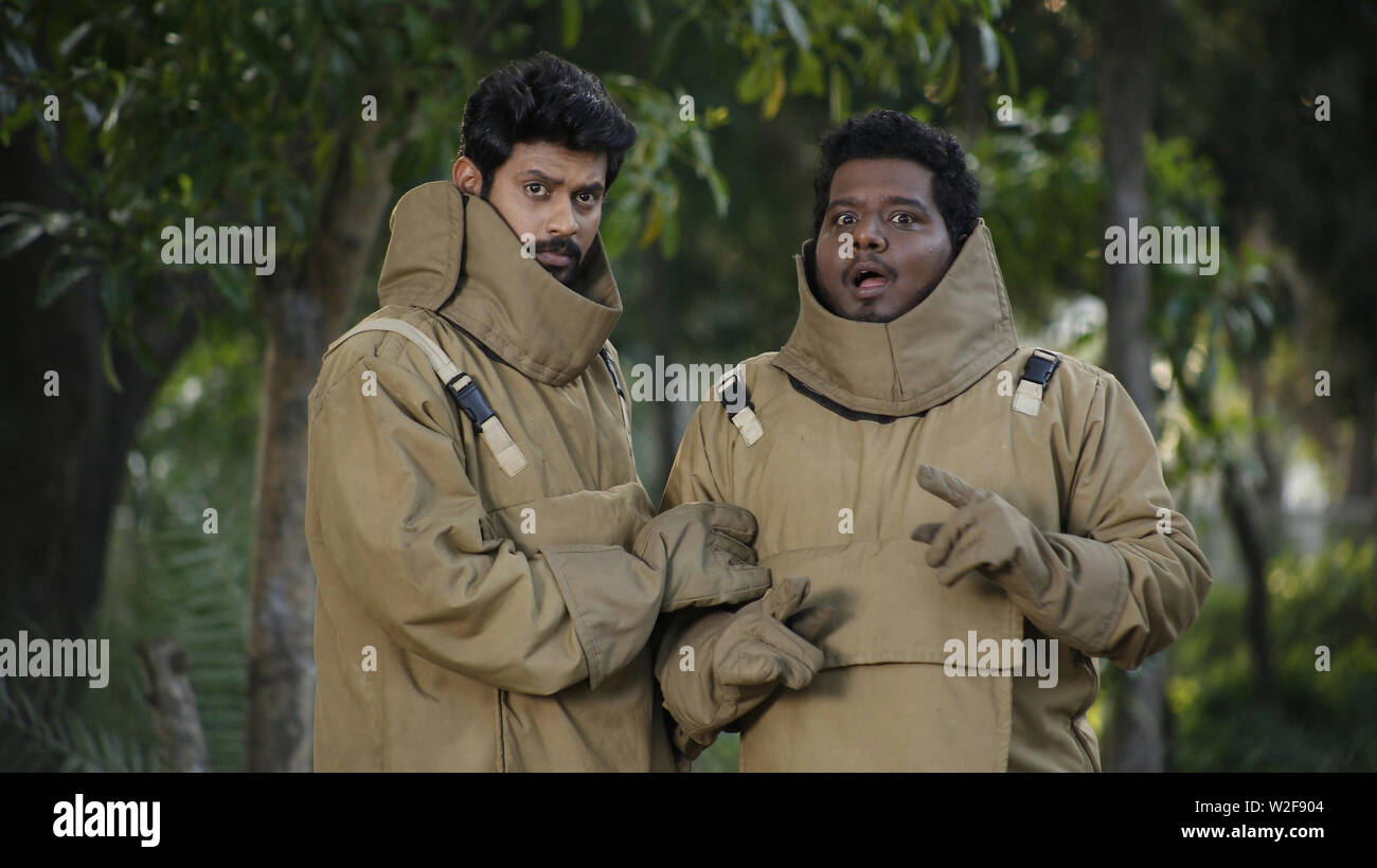 NENJAMUNDU NERMAIYUNDU ODU RAJA, from left: Rio Raj, R.J. Vignesh, 2019 ...