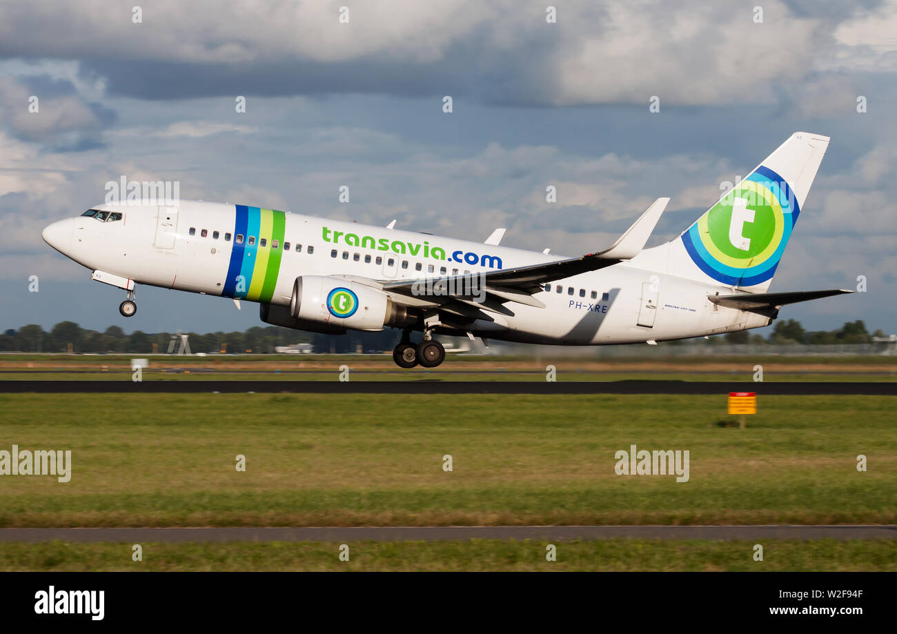 Transavia boeing 737 700 hi-res stock photography and images - Alamy