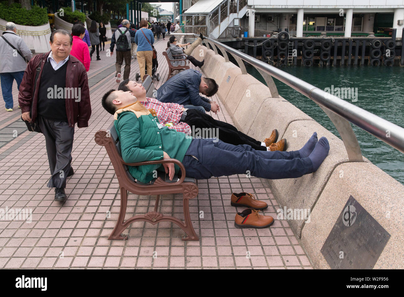 Three sleeping men hi-res stock photography and images - Alamy