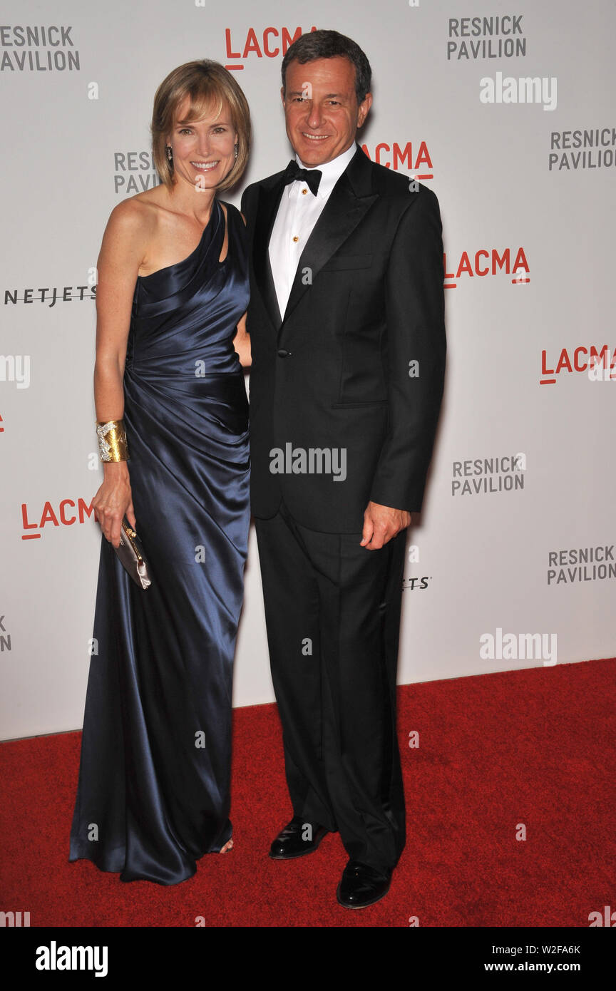 LOS ANGELES, CA. September 26, 2010: Robert Igor & wife at a benefit ...