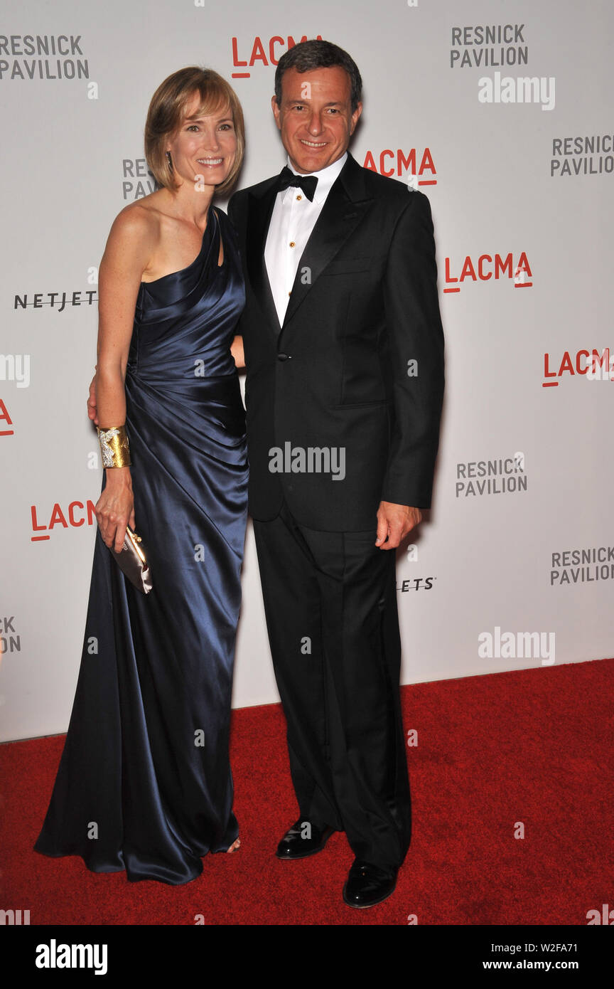 LOS ANGELES, CA. September 26, 2010: Robert Igor & wife at a benefit ...