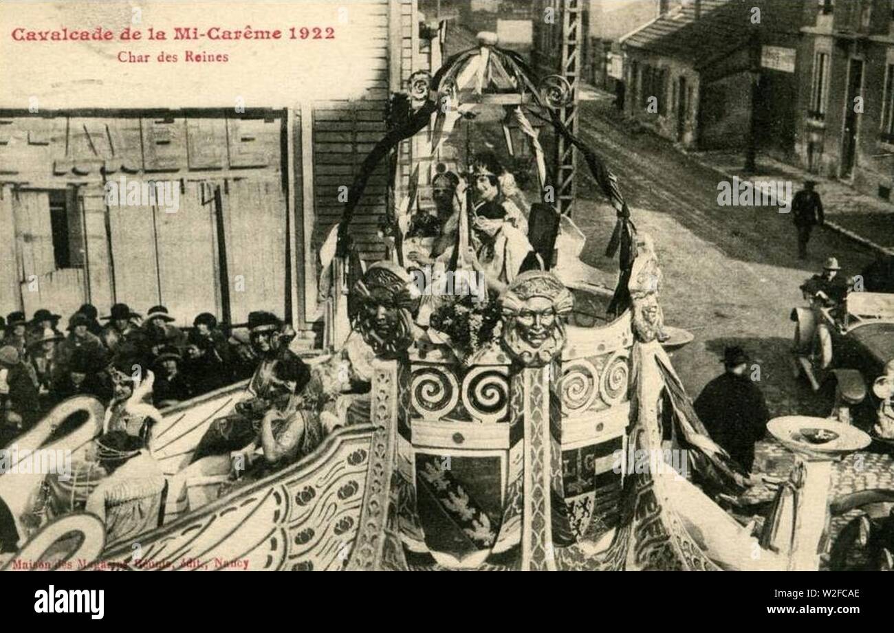 Char des Reines de la Mi-Carême 1922 à Nancy Stock Photo - Alamy