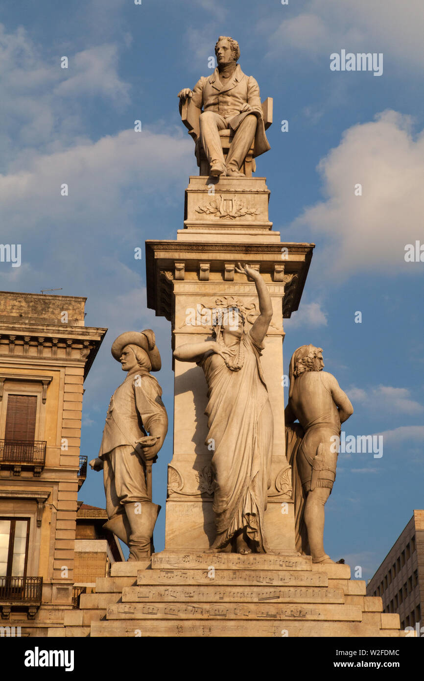 Italiaia hi-res stock photography and images - Alamy