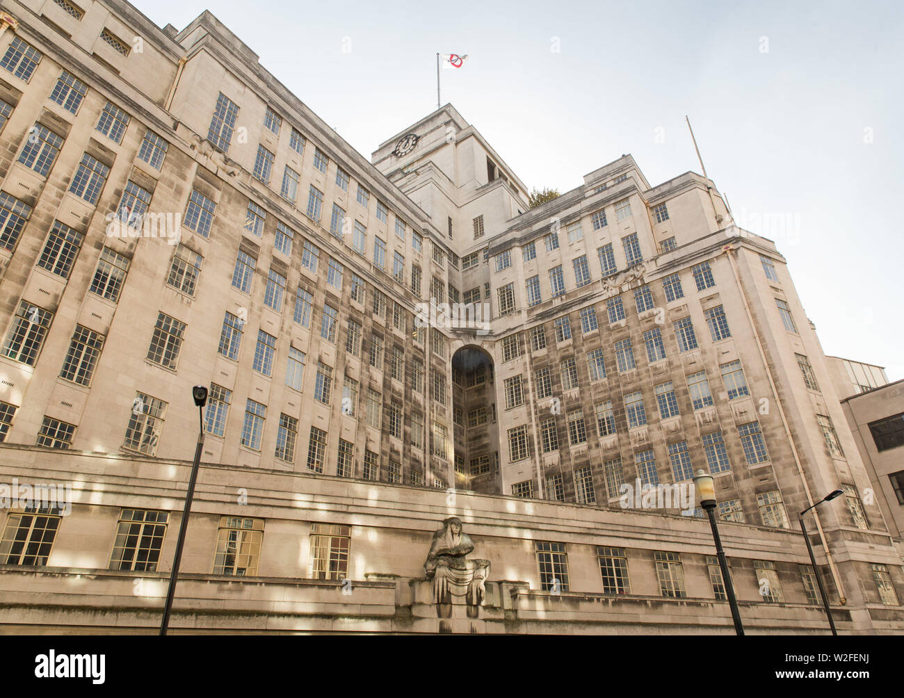 55 broadway, london hi-res stock photography and images - Alamy