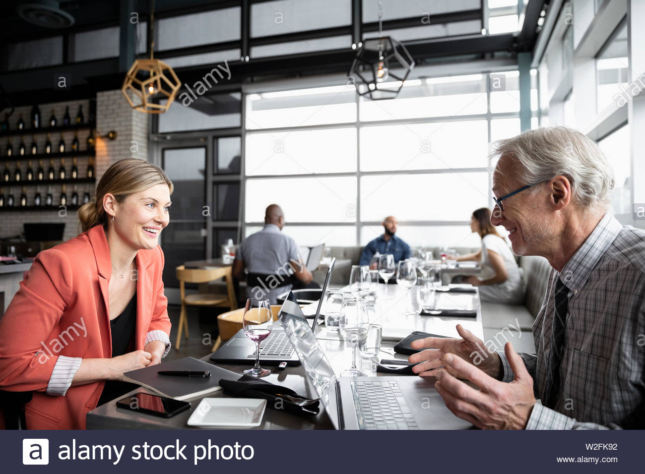 Restaurant business meeting hi-res stock photography and images - Alamy