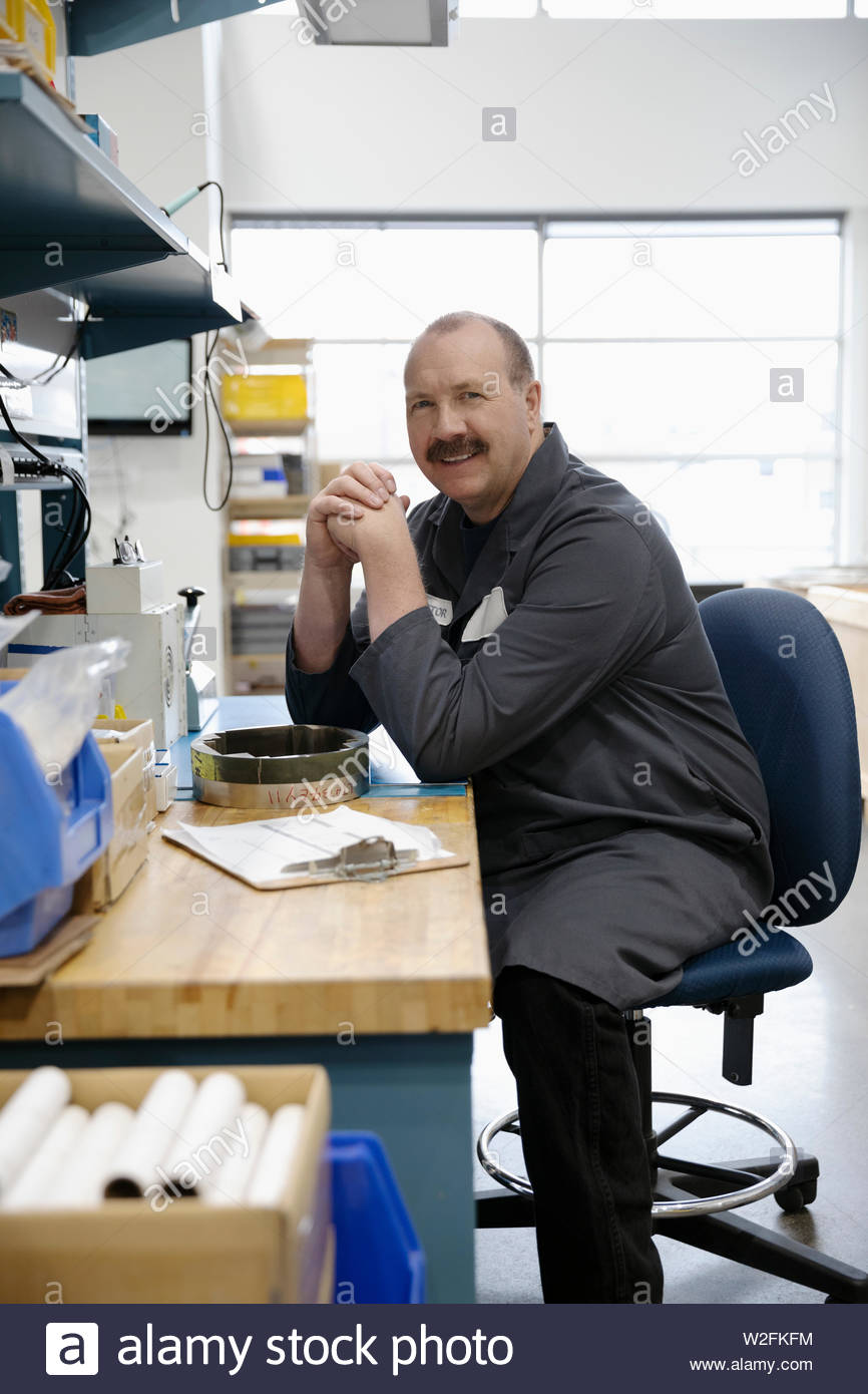 Man factory hi-res stock photography and images - Alamy