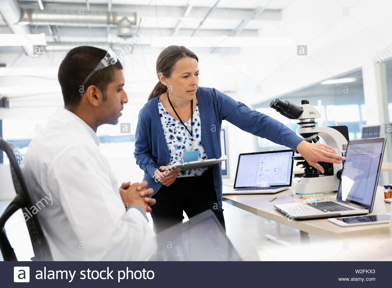 Laboratory showing part hi-res stock photography and images - Alamy