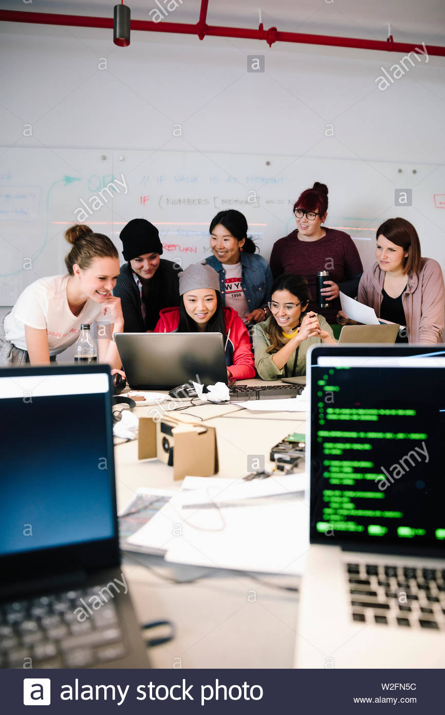 Computer room background hi-res stock photography and images - Alamy