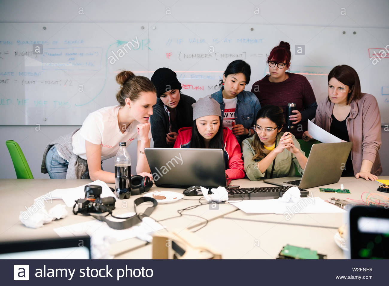 Women in stem conference hi-res stock photography and images - Alamy