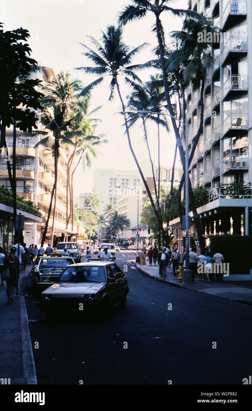 1984 hawaii street scene hi-res stock photography and images - Alamy