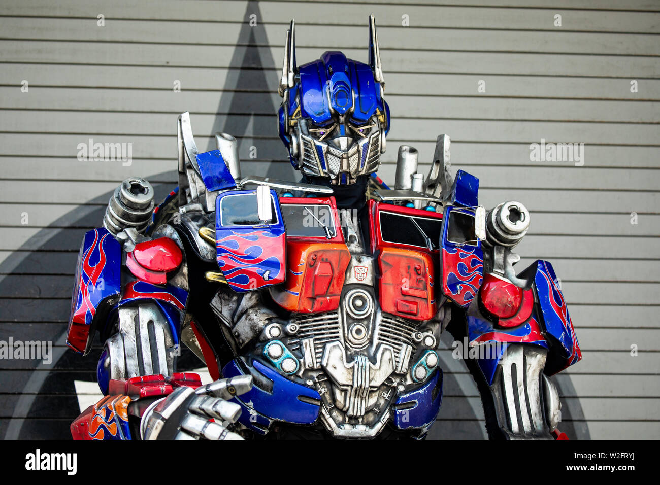 Optimus prime transformer hi-res stock photography and images - Alamy