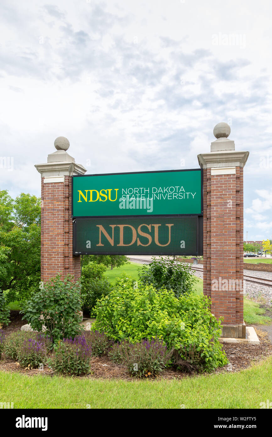 FARGO, ND/USA - JUNE 27, 2019: Entrance sign and school logo on the ...
