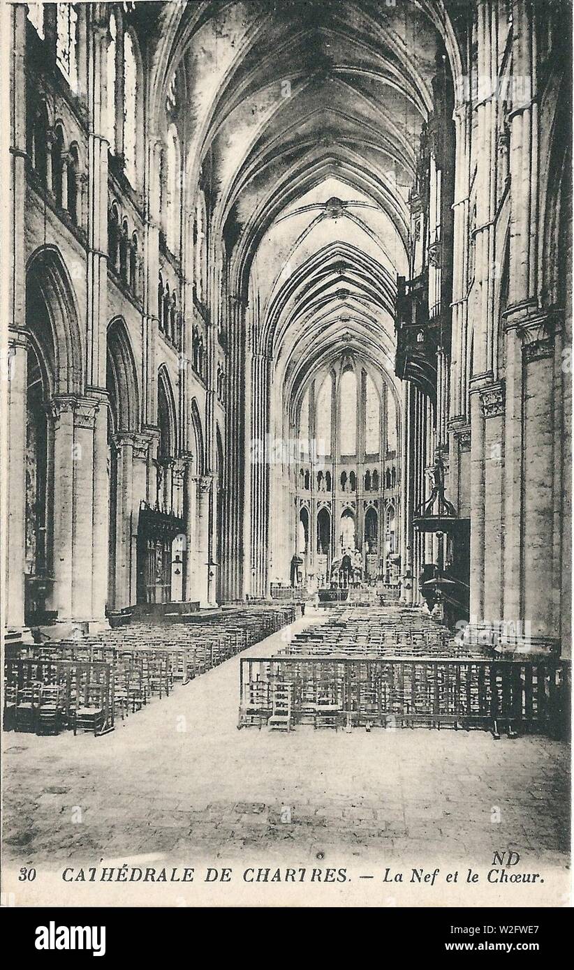 Chartres 28 hi-res stock photography and images - Alamy