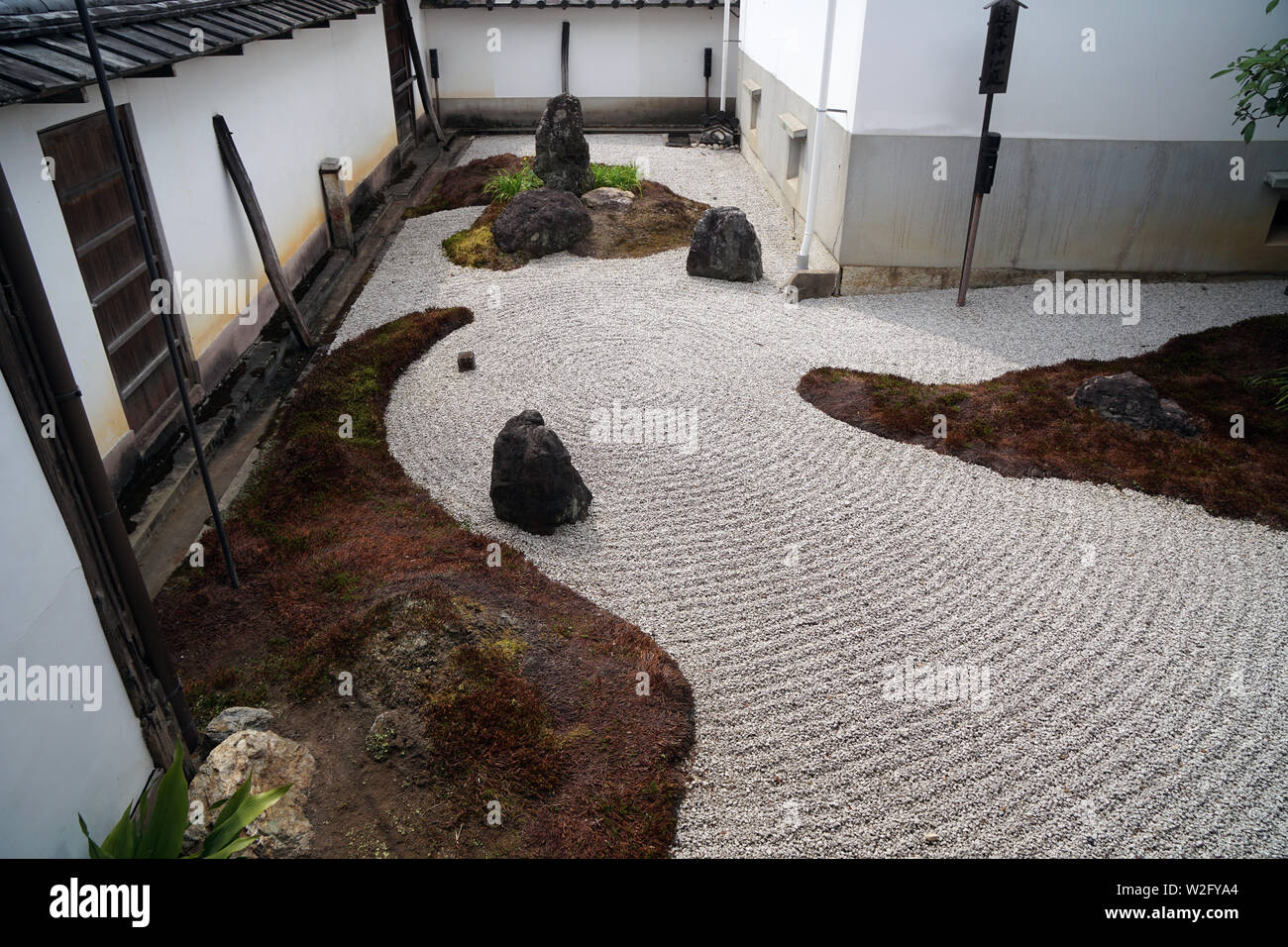 Karesansui rock garden, Hojo, Nanzenji Temple, Kyoto Japan Stock Photo ...