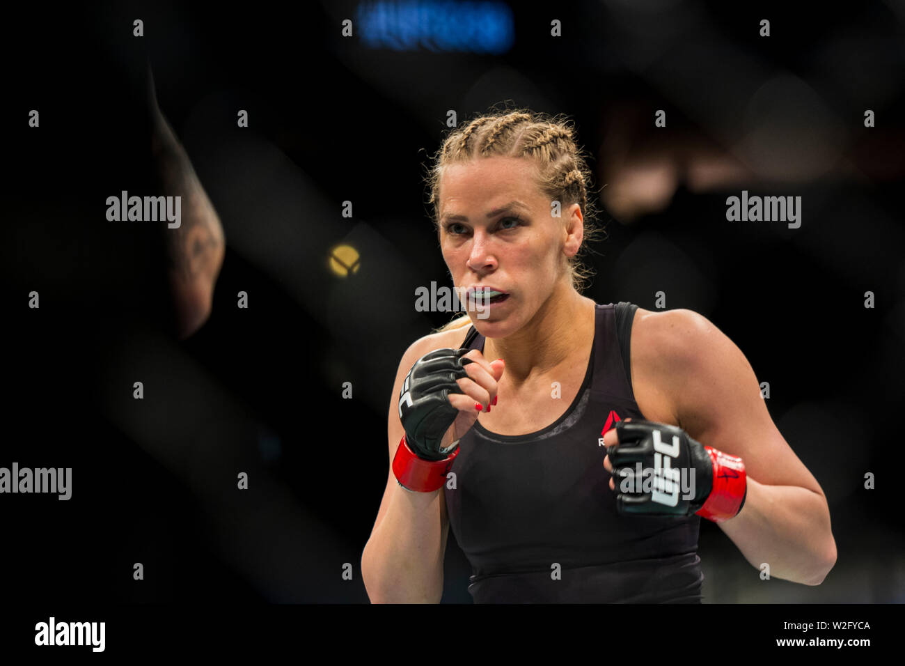 Ultimate fighting championship ring girls hi-res stock photography and ...