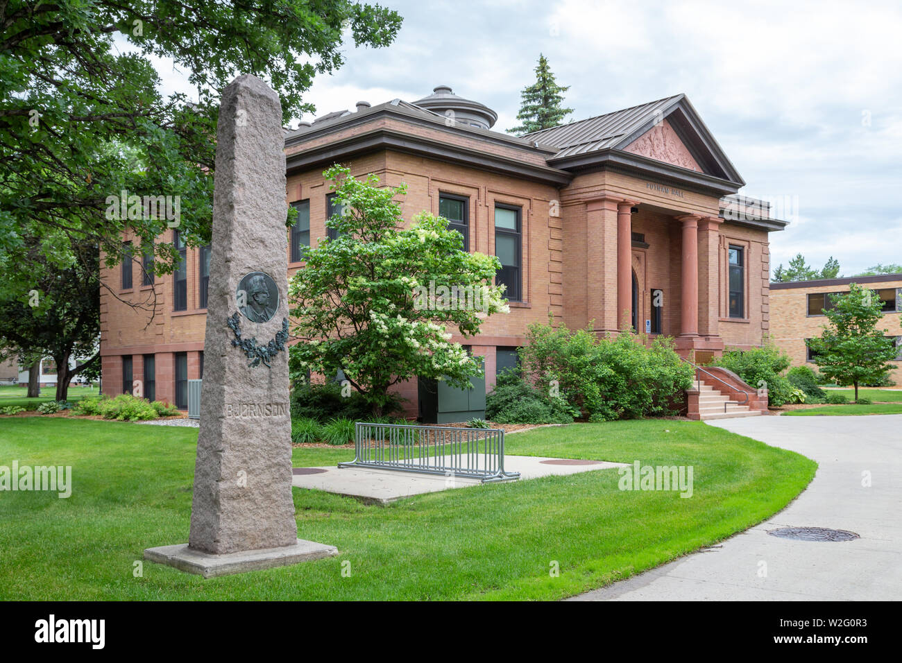 FARGO, ND/USA - JUNE 27, 2019: Bjornson Memorial Obelisk and Putnam ...