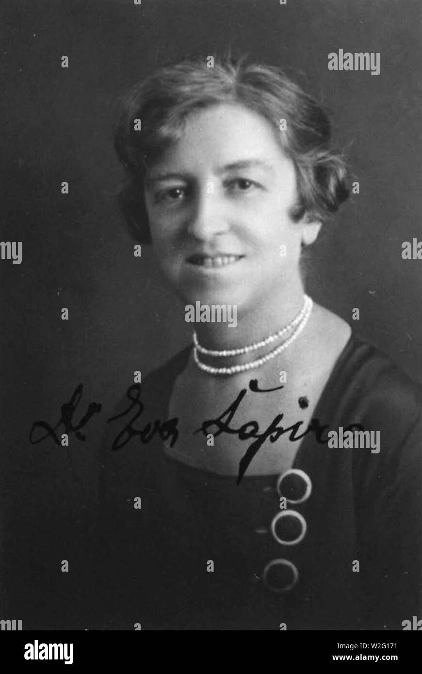 Shapiro Black and White Stock Photos & Images - Alamy