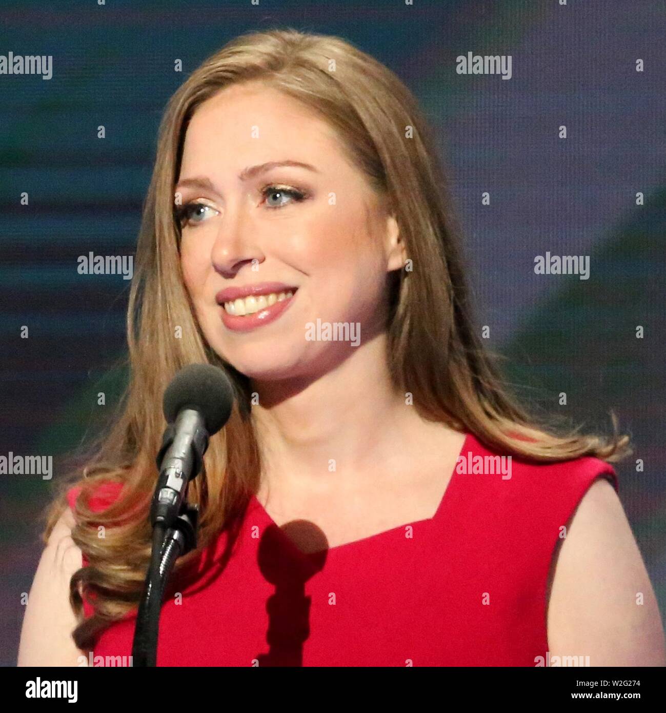 Chelsea clinton 2016 hi-res stock photography and images - Alamy