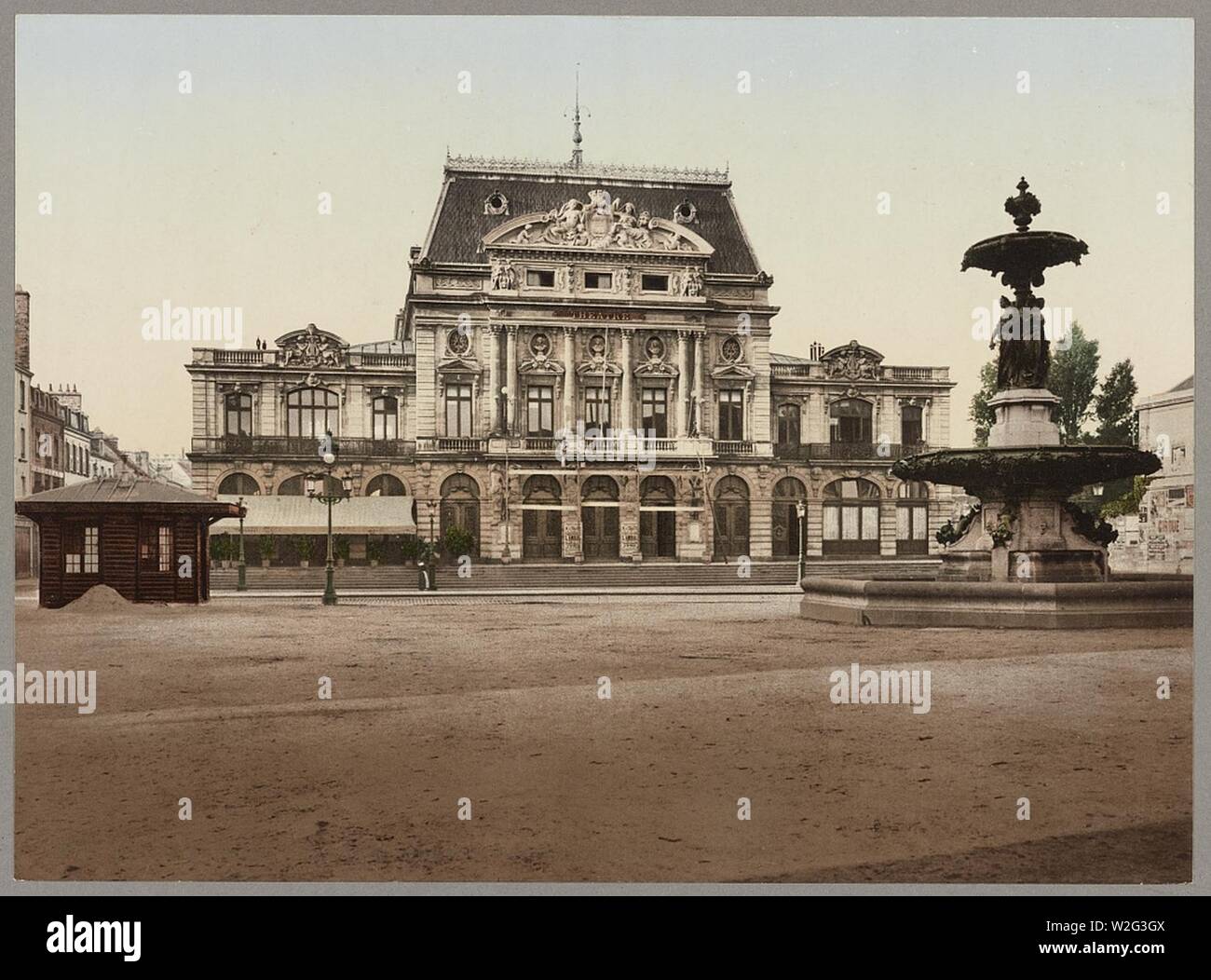 Mouchel hi-res stock photography and images - Alamy