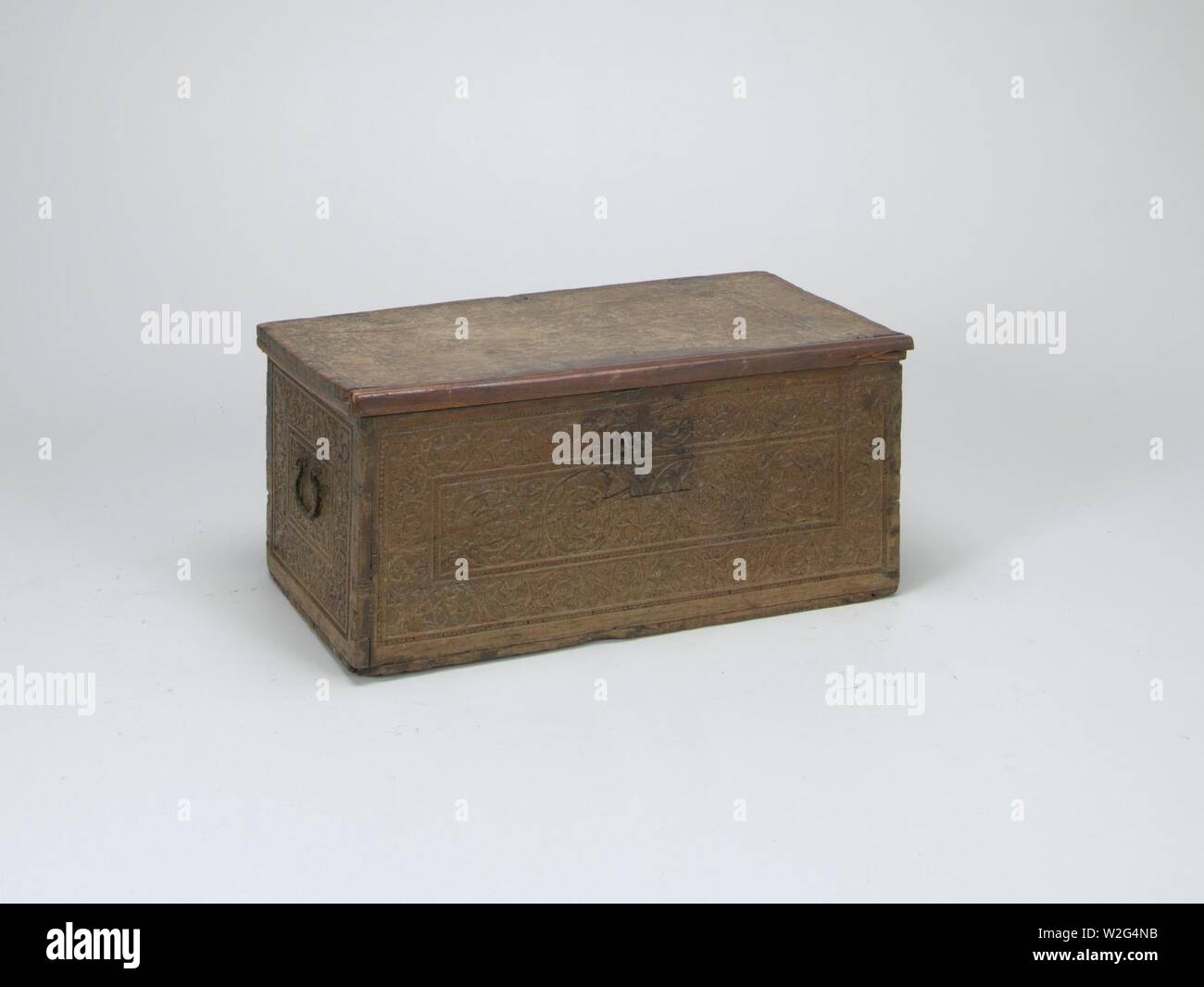 Chest, 16th century Stock Photo - Alamy