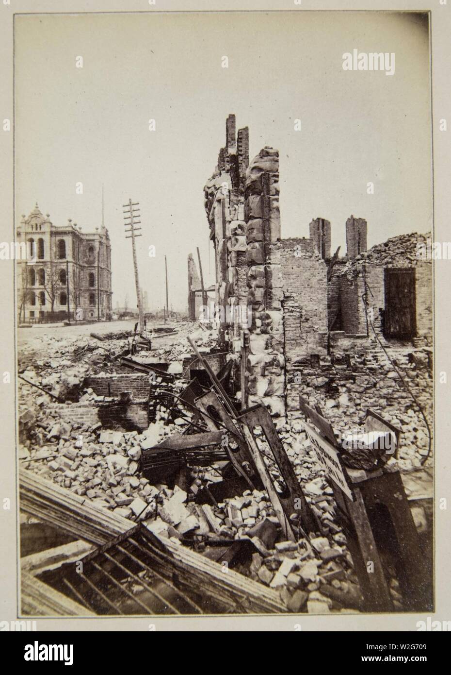 Chicago Fire of 1871, Methodist Church Block Clark St Stock Photo - Alamy