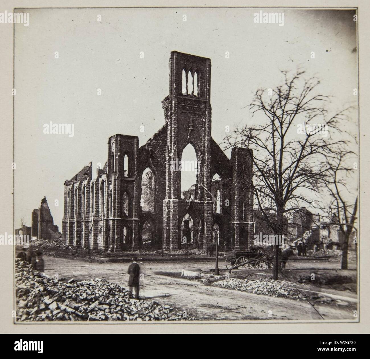 Chicago Fire of 1871, St. Paul's Church Wabash Ave Stock Photo - Alamy