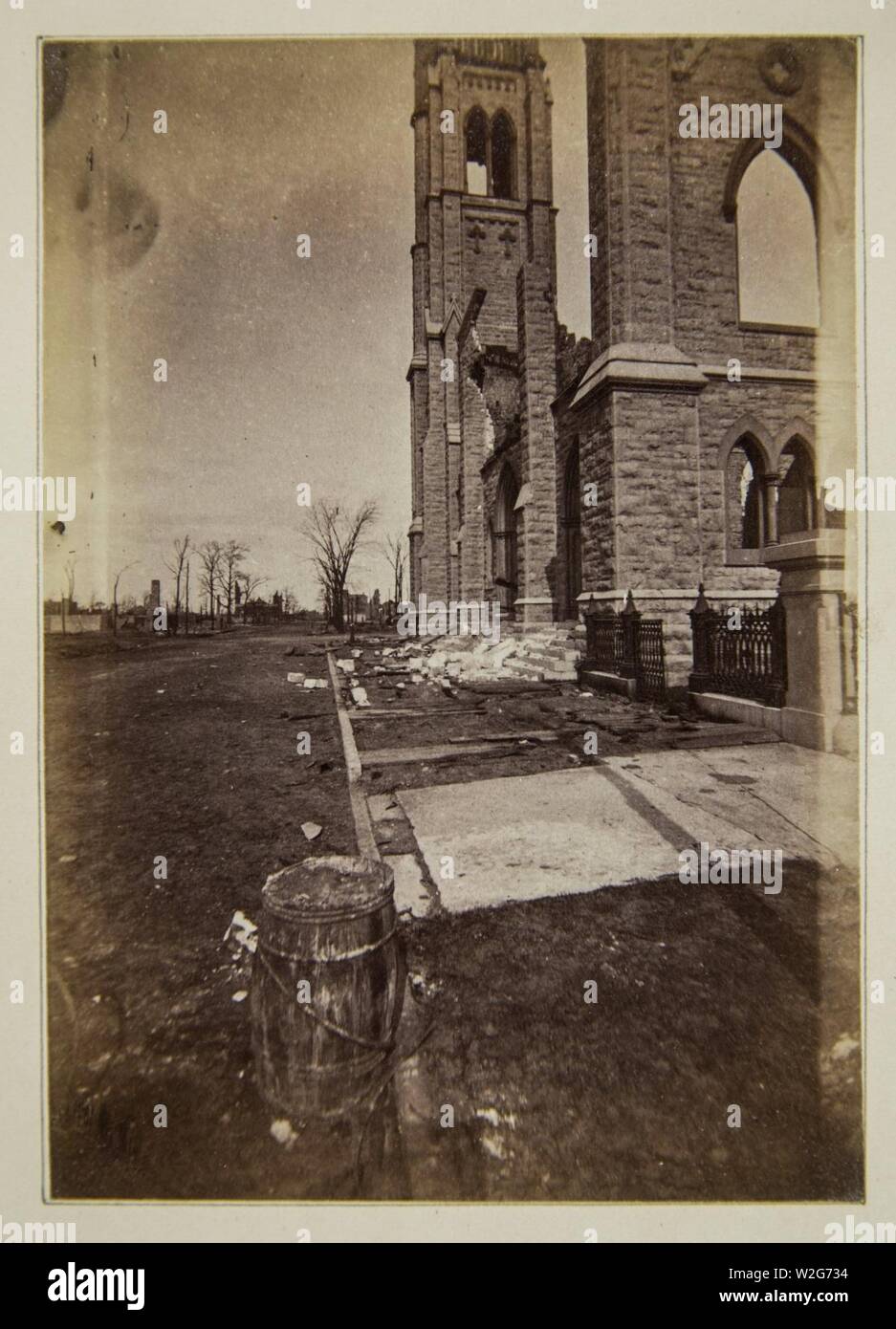 Chicago Fire of 1871, St. James Church Stock Photo - Alamy