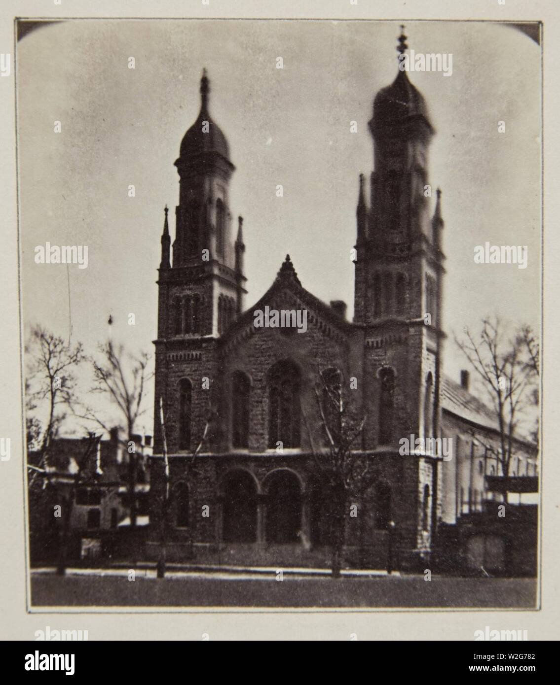 Chicago pre-fire, Trinity Episcopal Church Stock Photo - Alamy