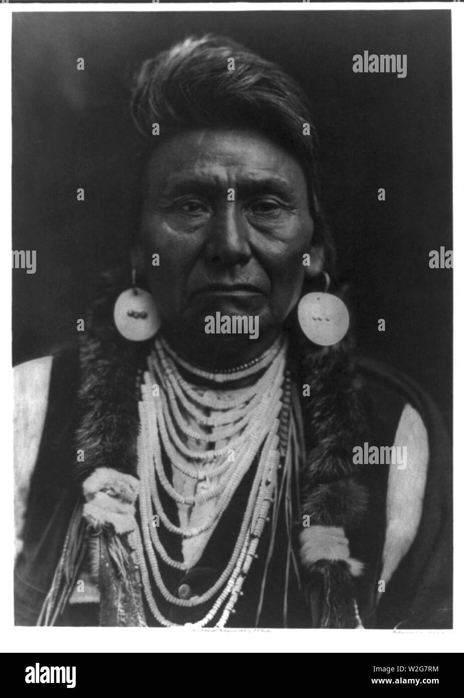 Chief Joseph - Nez Perce, head and shoulders, facing front Stock Photo ...