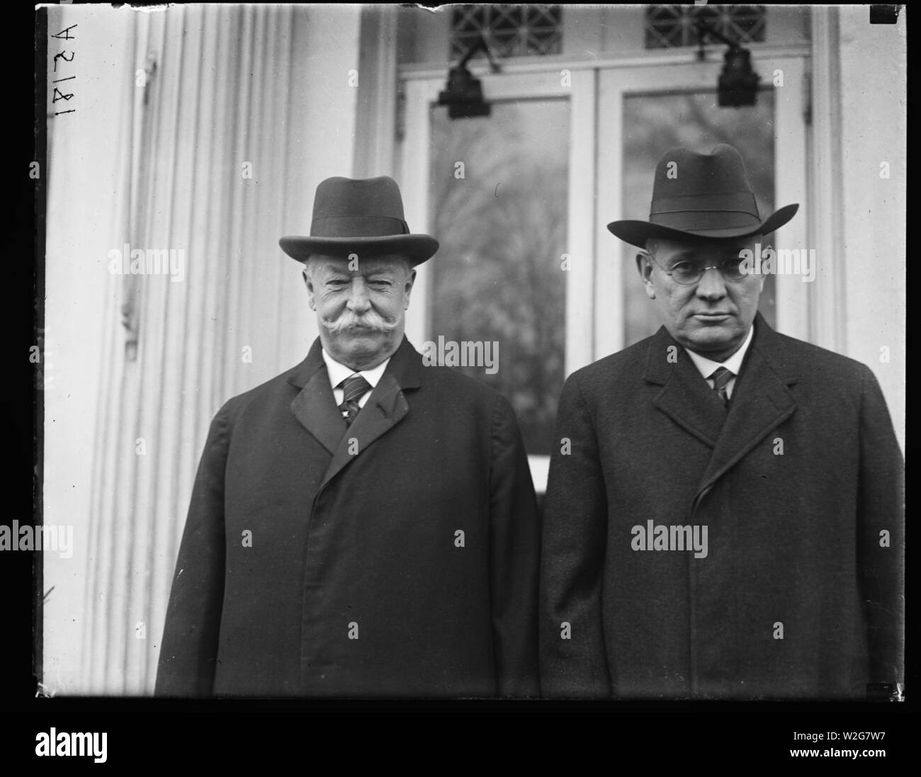 Chief Justice Taft and Pierce Butler at White House Stock Photo - Alamy